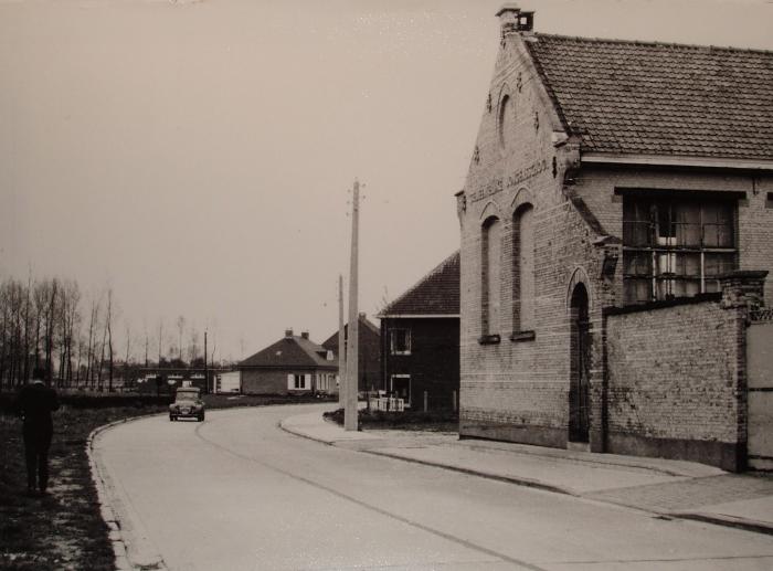 ErfgoedCel Waasland : Foto of dia : Lindenlaan, Beveren [BBE001000031]